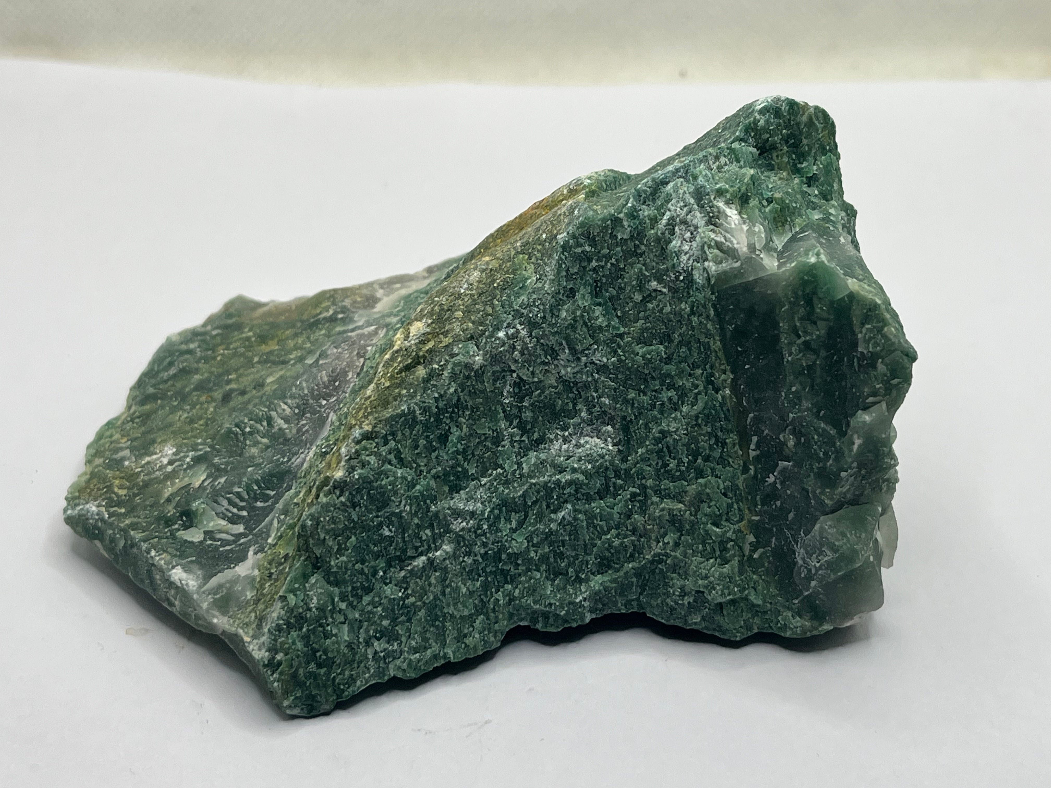 Verdite – Crystal and fossils