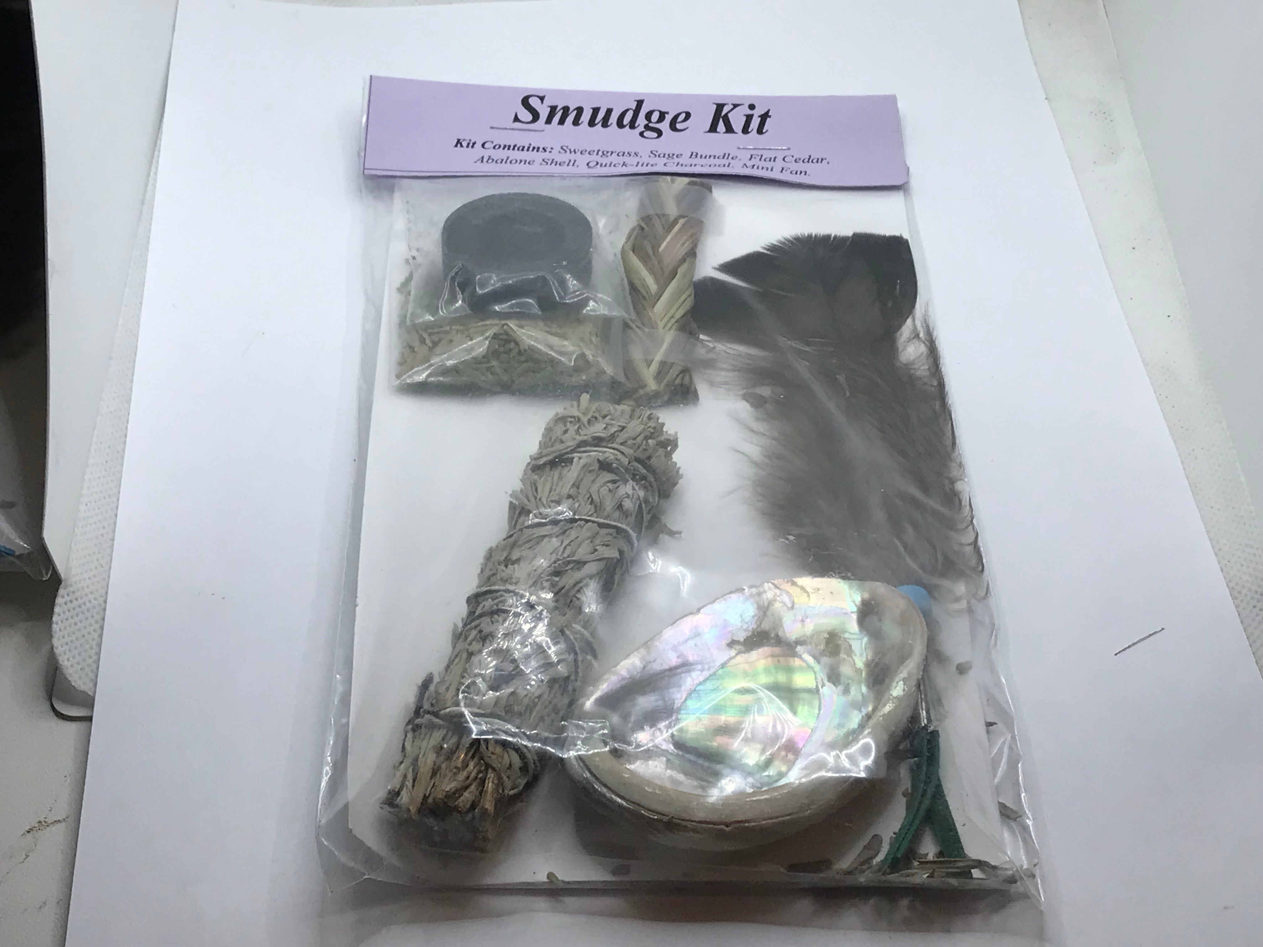 Smudge kit – Crystal and fossils