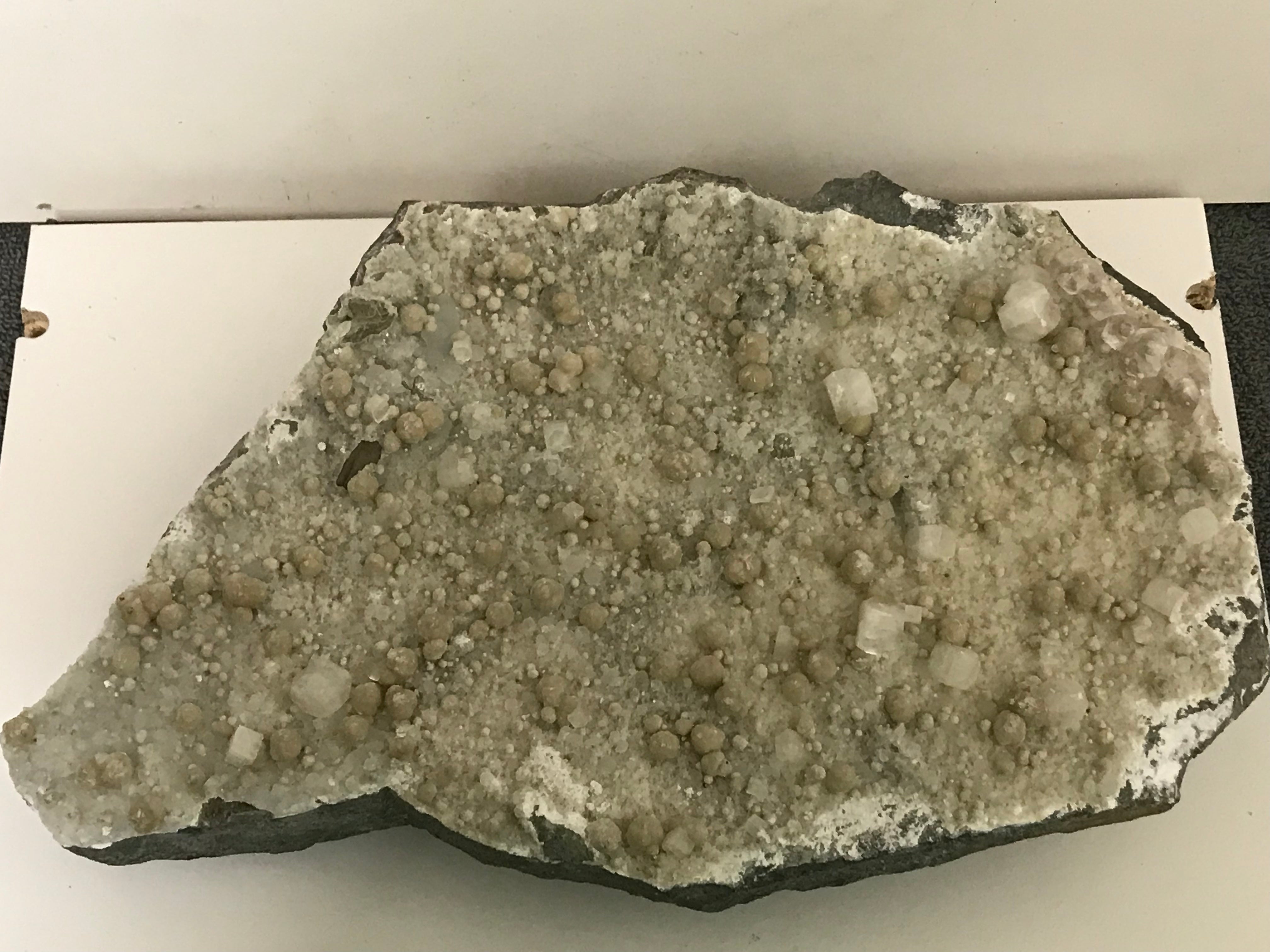 Gyrolite, apophyllite and Quartz – Crystal and fossils