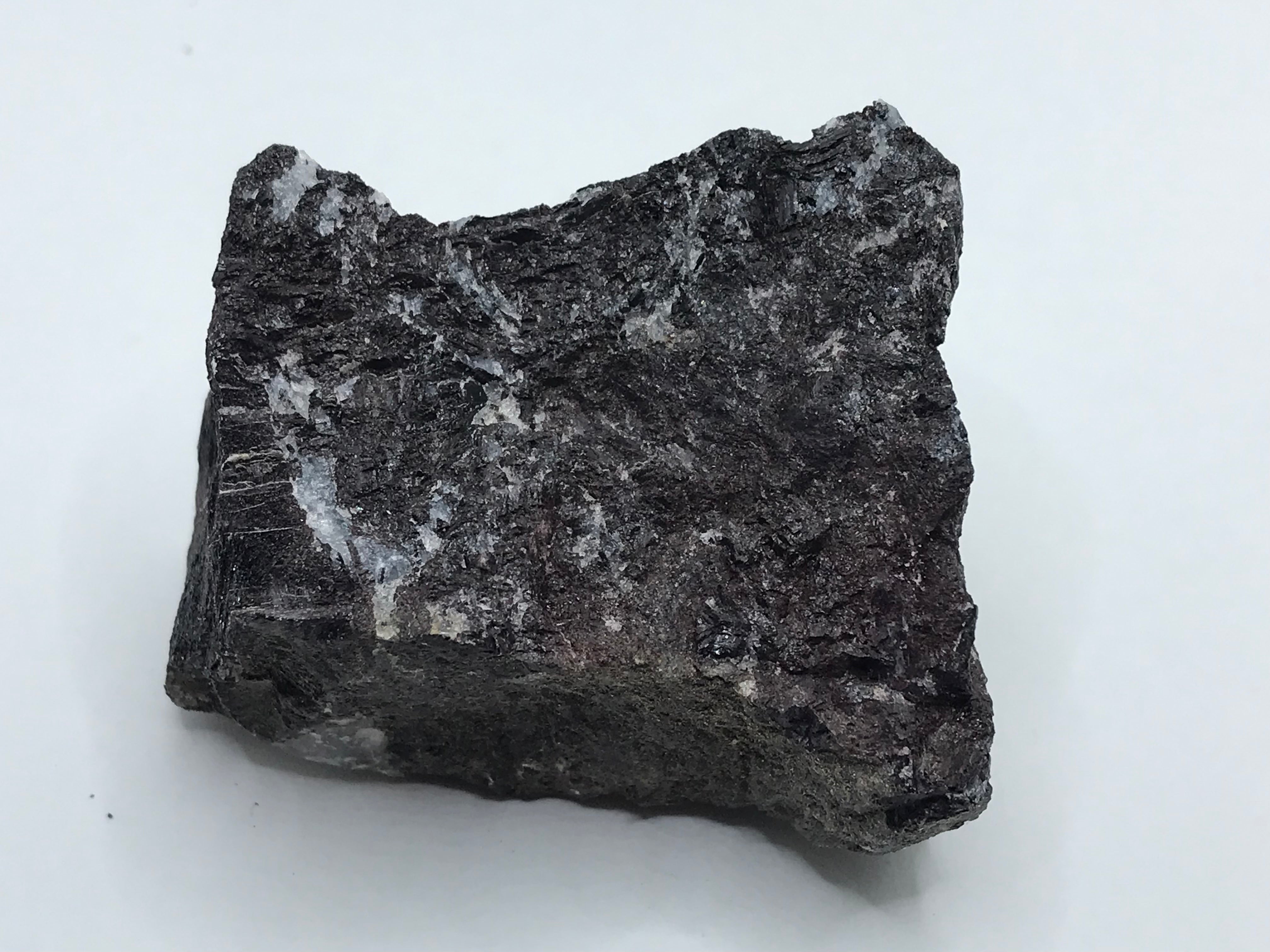 Piemontite – Crystal and fossils
