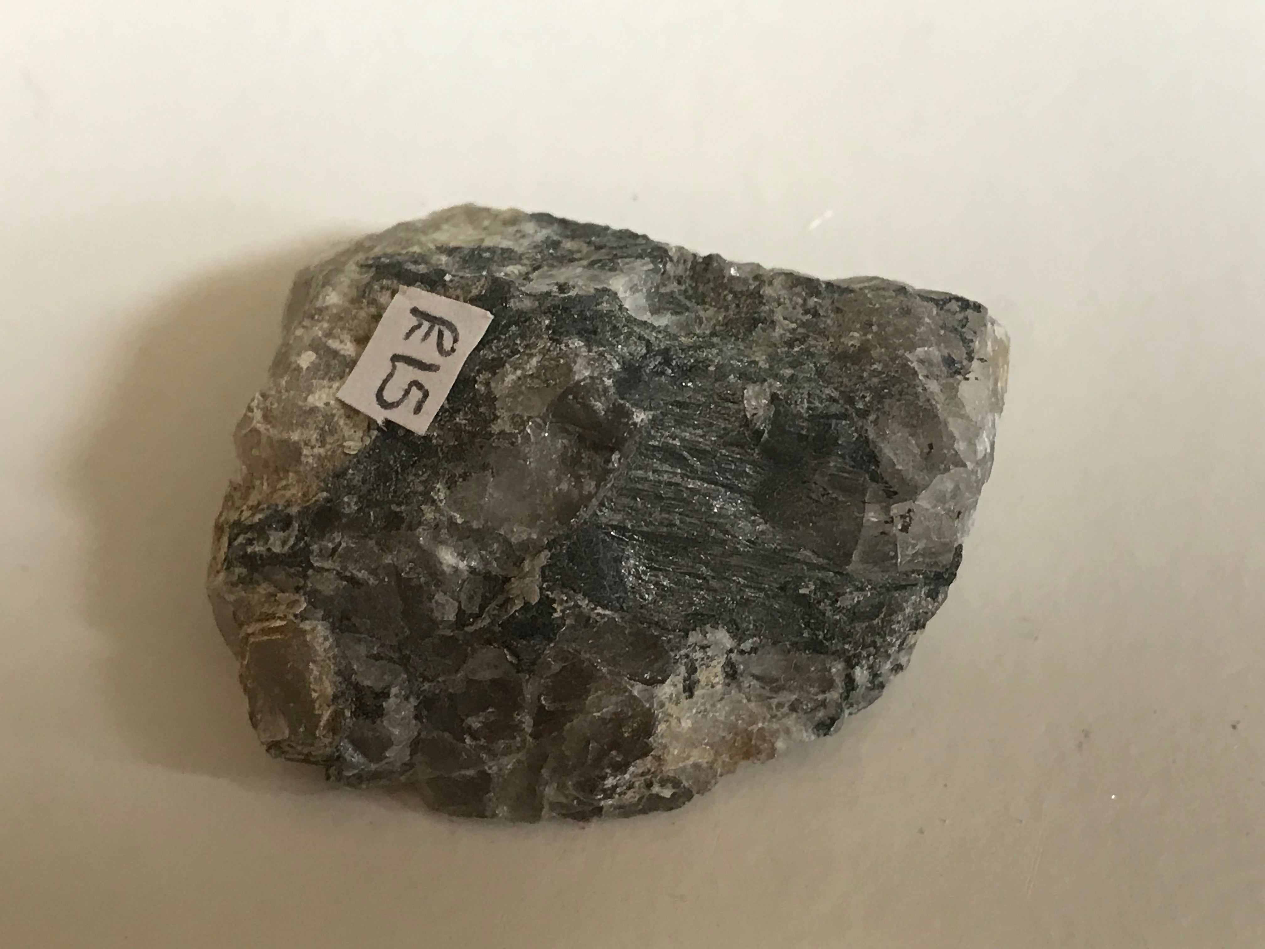 Bismuthinite – Crystal and fossils