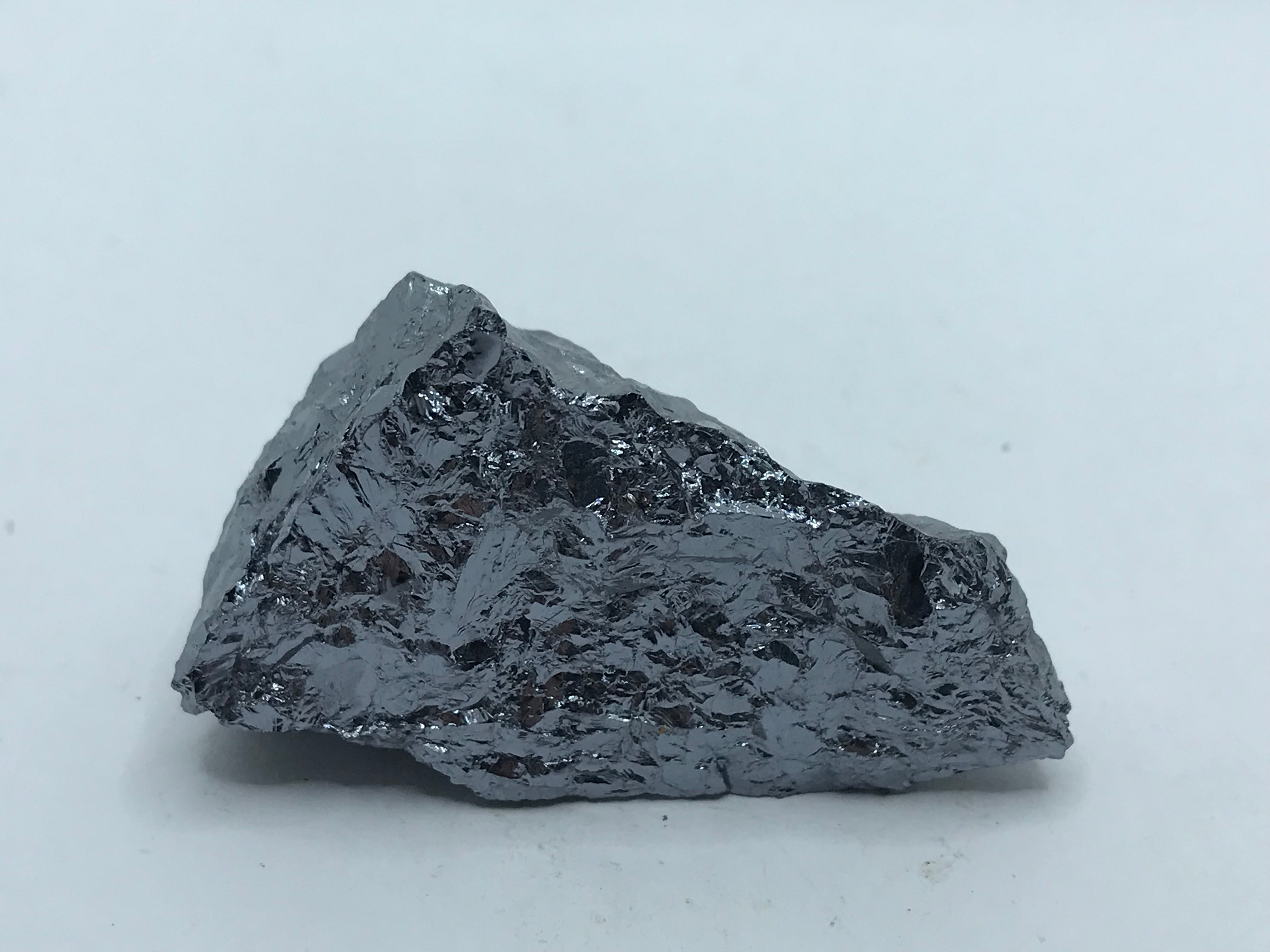 Silicon – Crystal and fossils