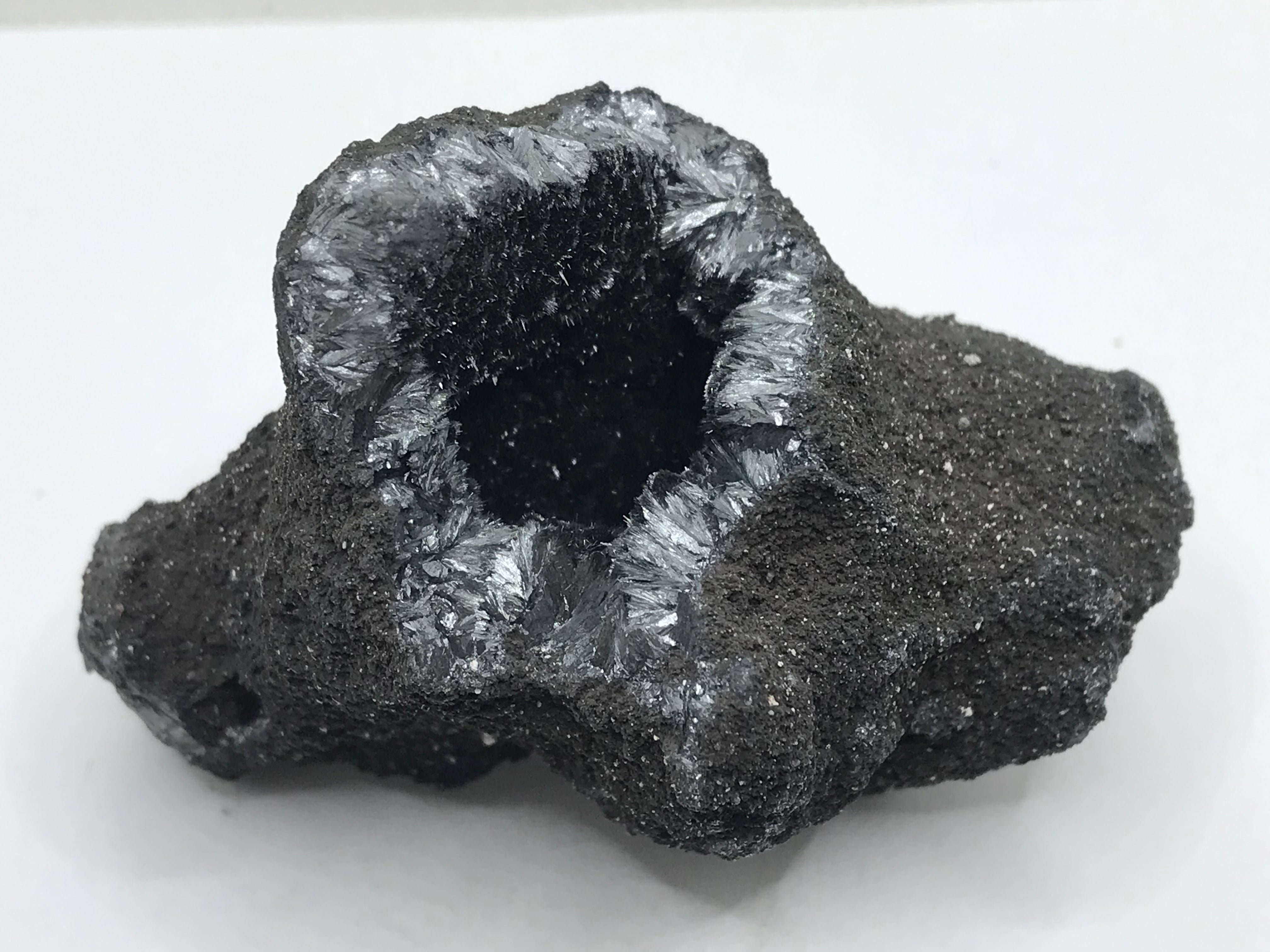 Pyrolusite – Crystal and fossils