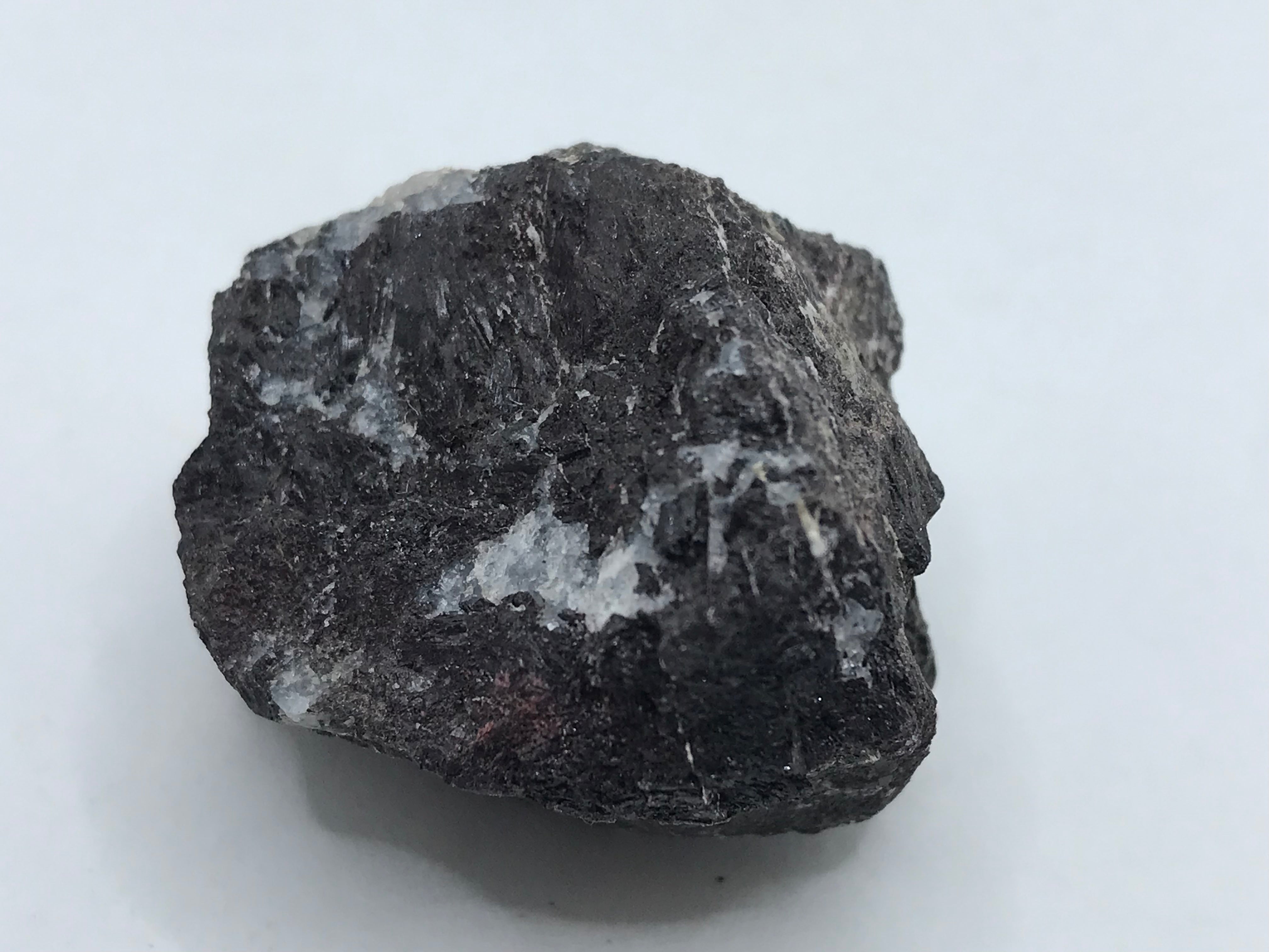 Piemontite – Crystal and fossils
