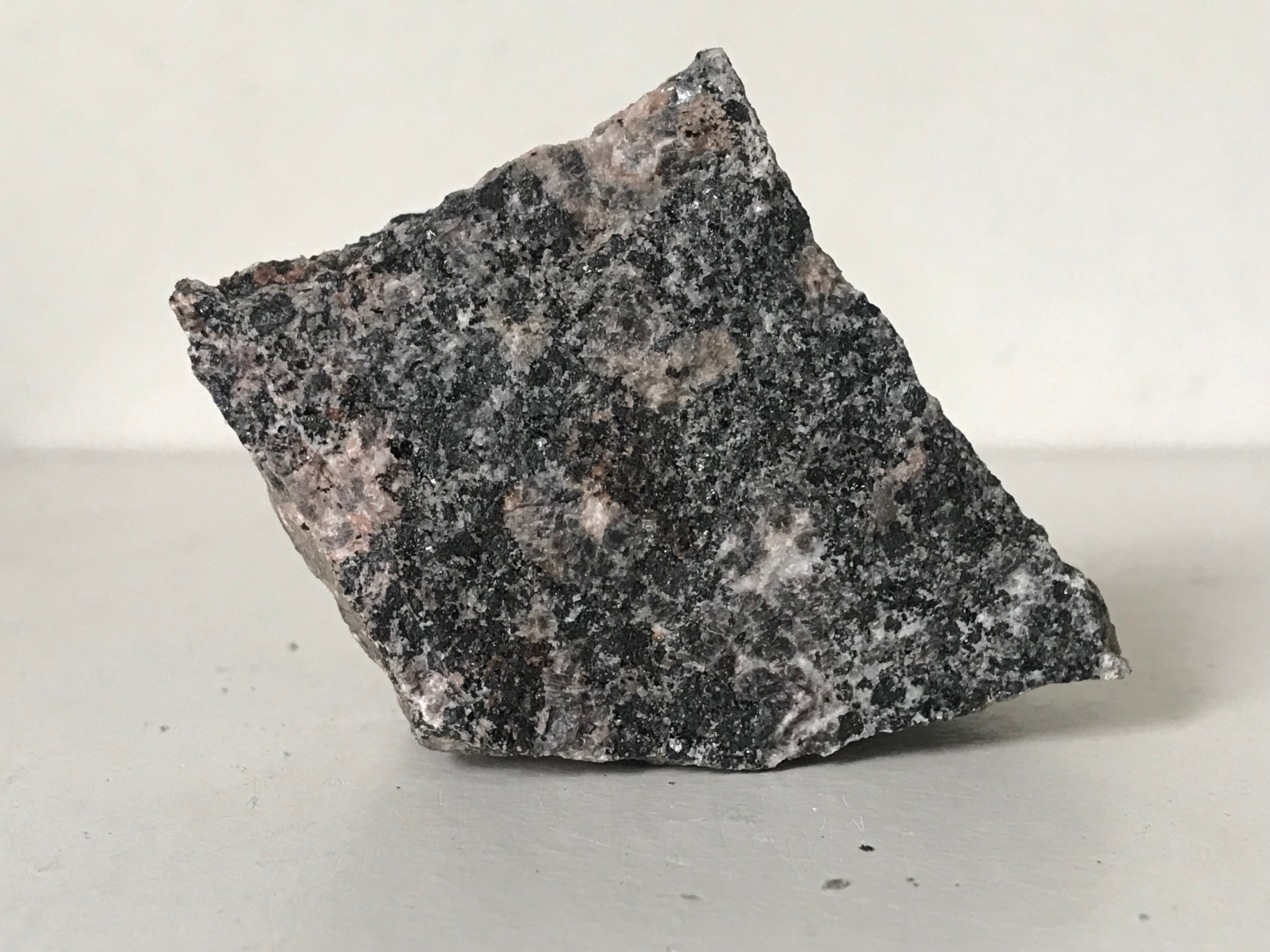 Melanite – Crystal and fossils