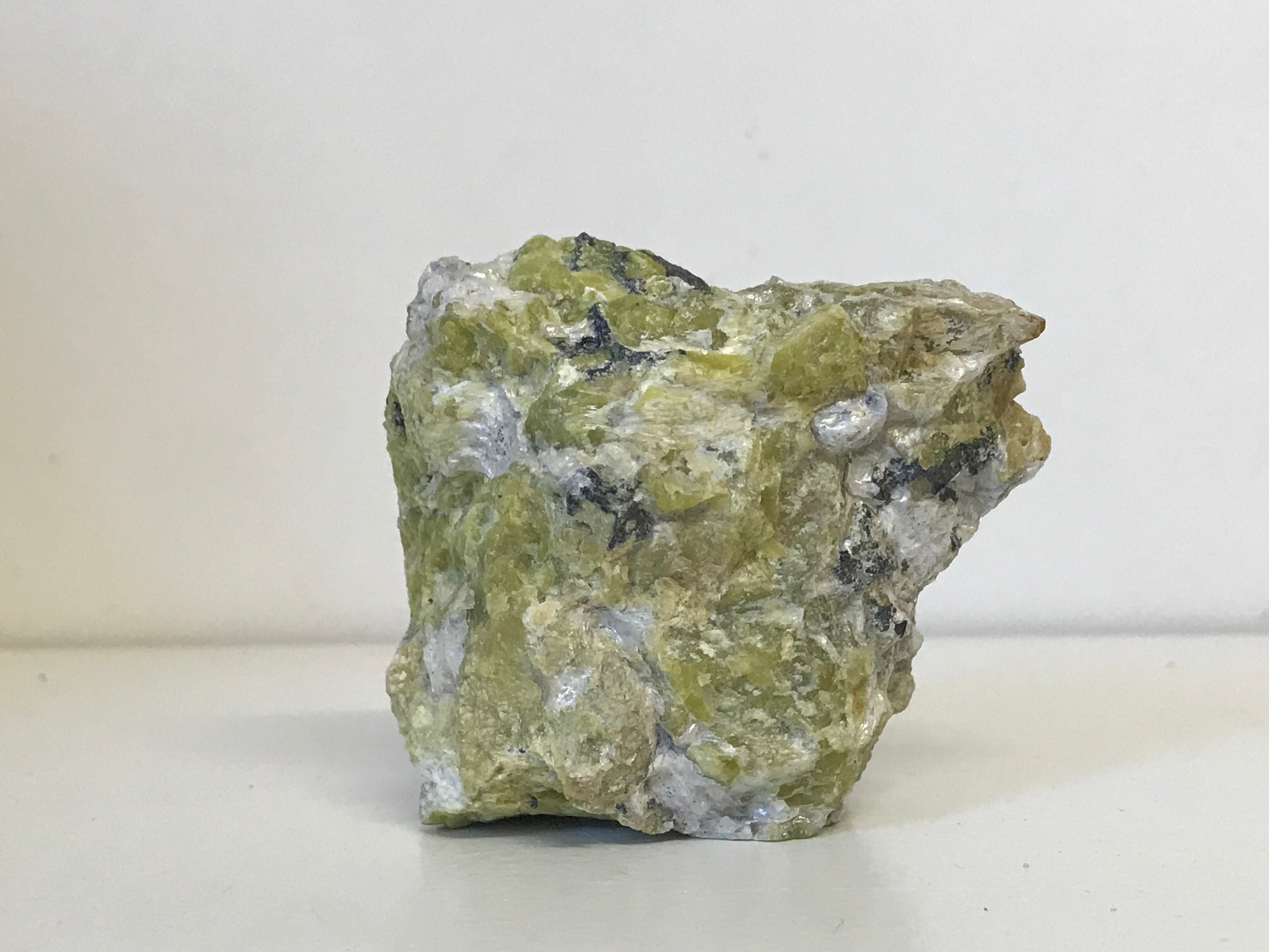 Lizardite – Crystal and fossils
