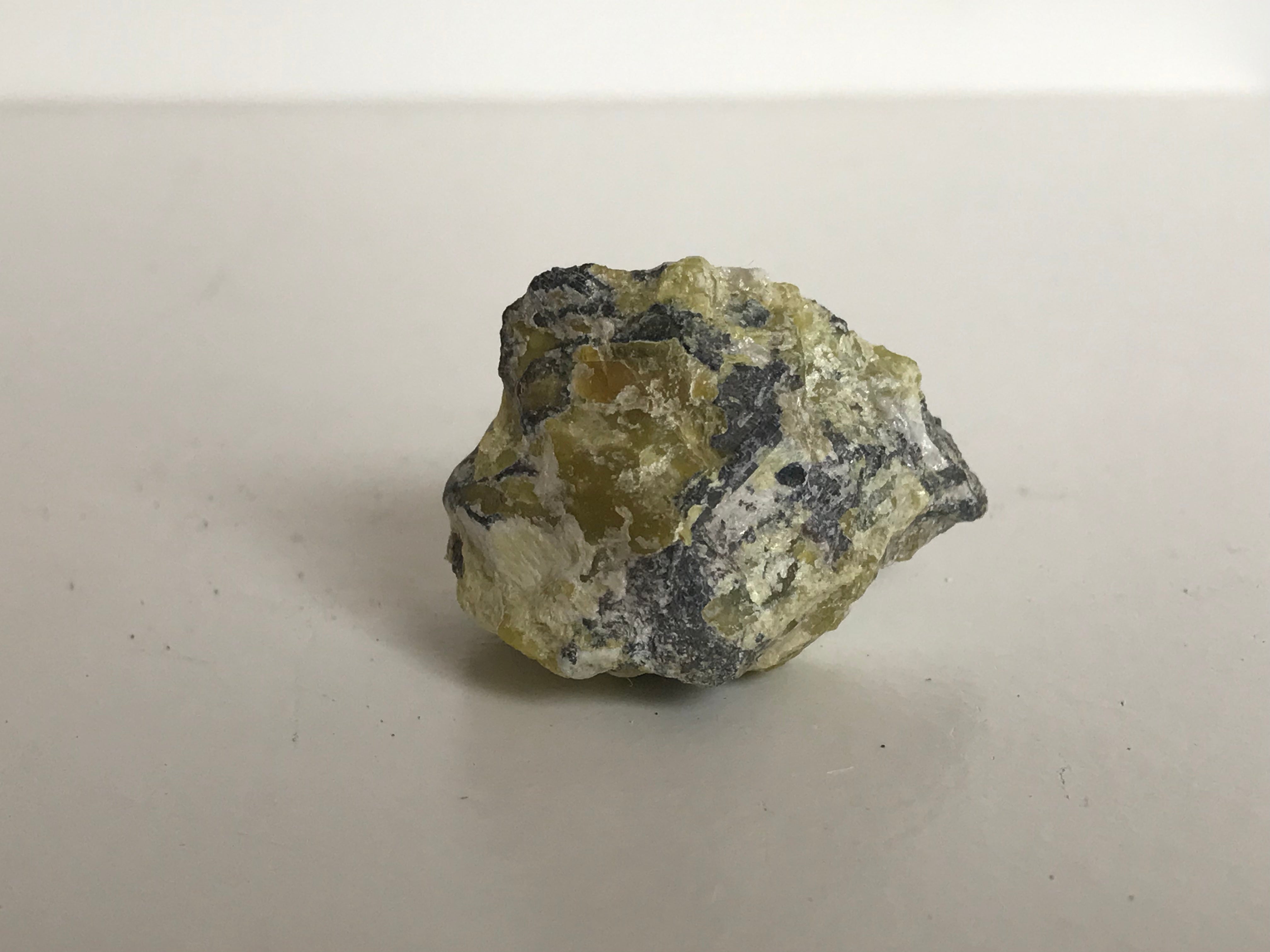 Lizardite – Crystal and fossils