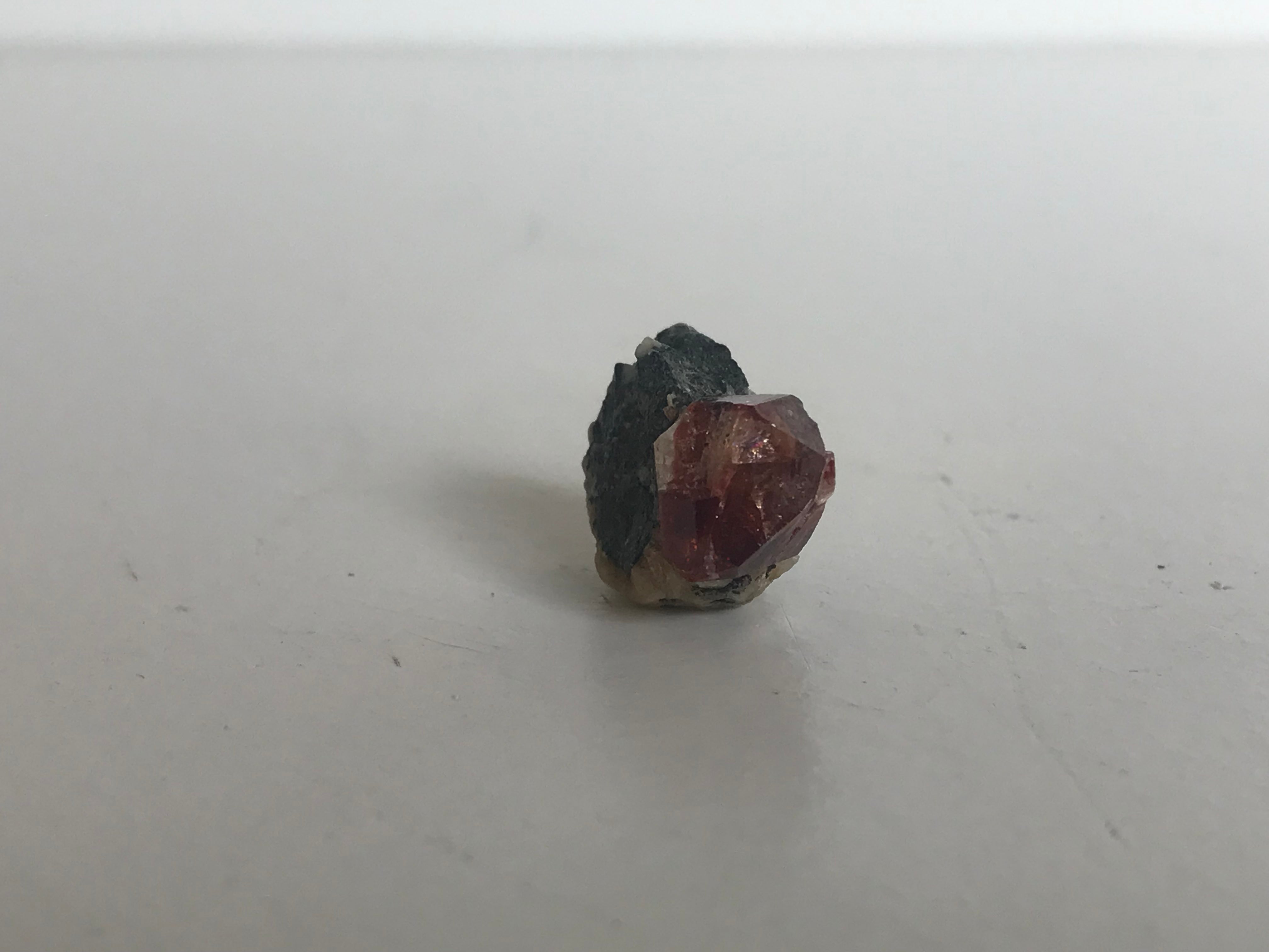 Zircon – Crystal and fossils