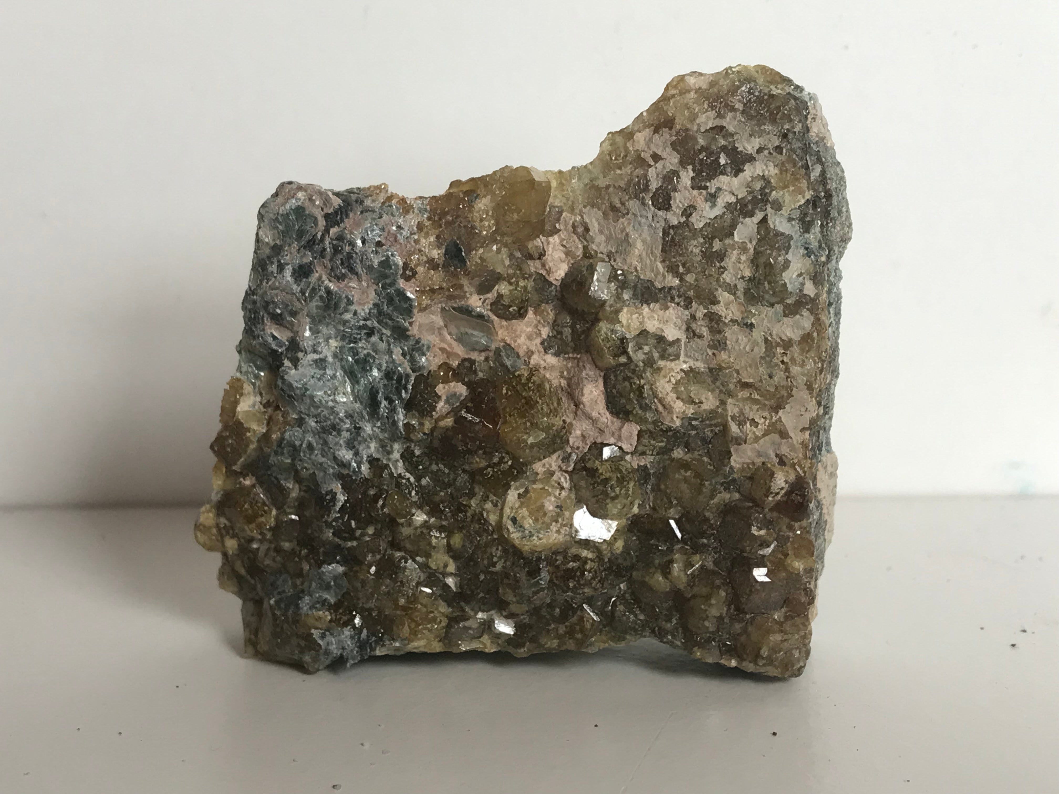 demantoid garnet – Crystal and fossils