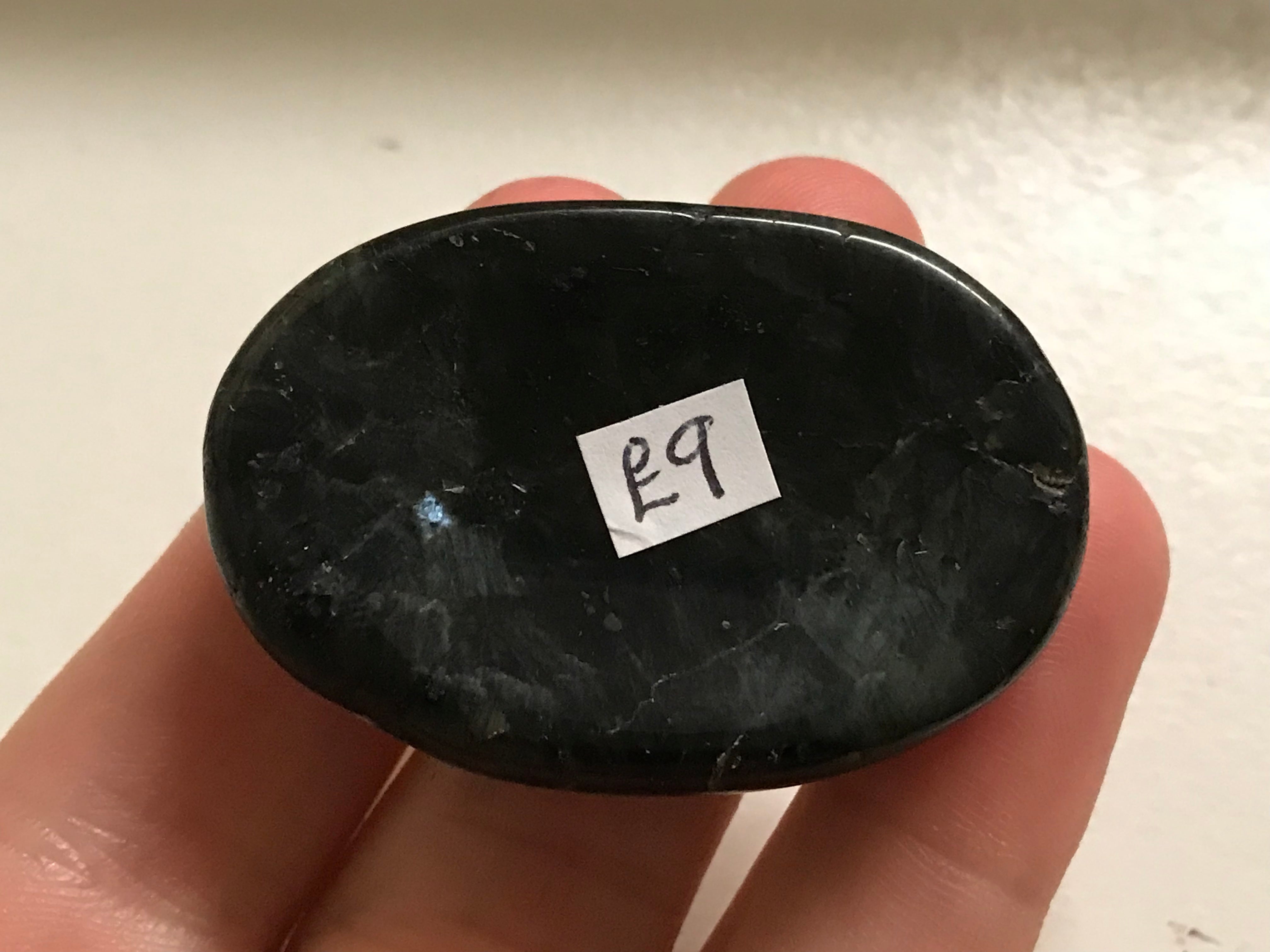 Larvakite worry stone – Crystal and fossils