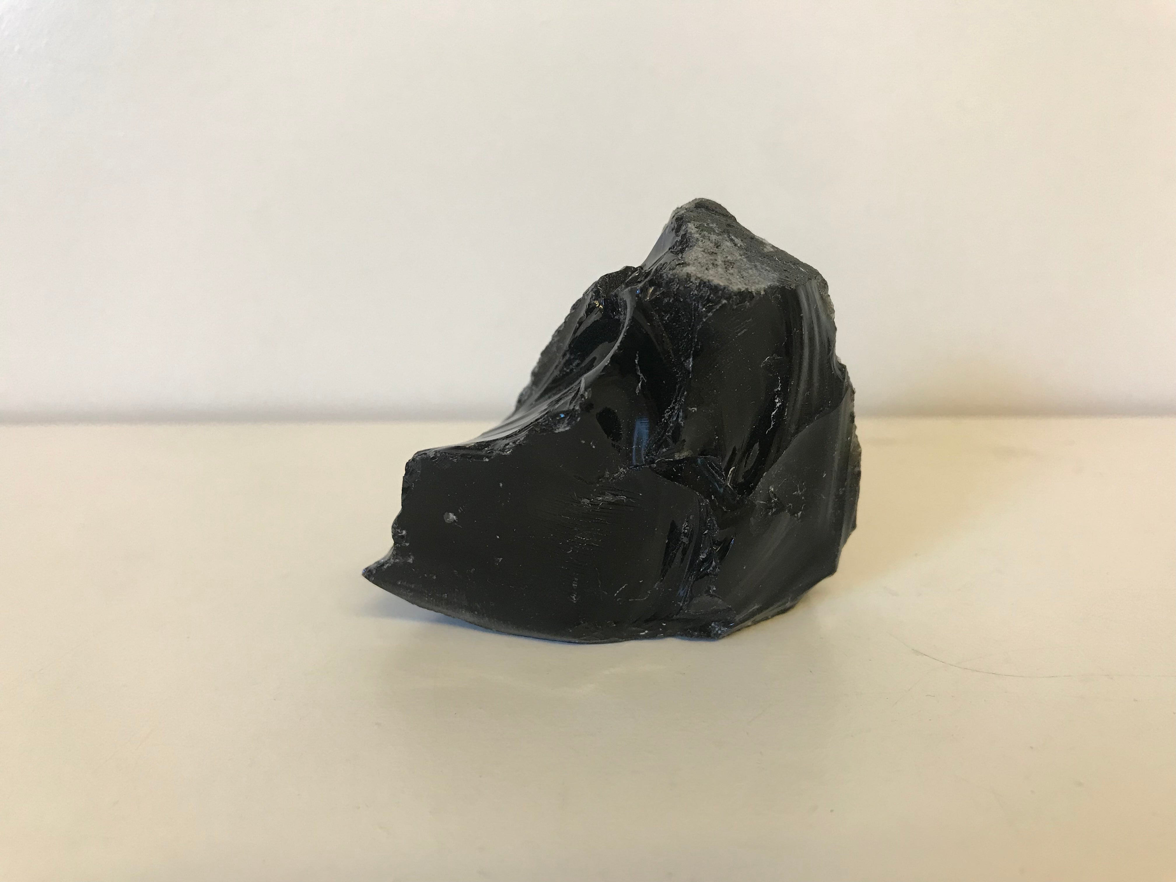 Obsidian – Crystal and fossils